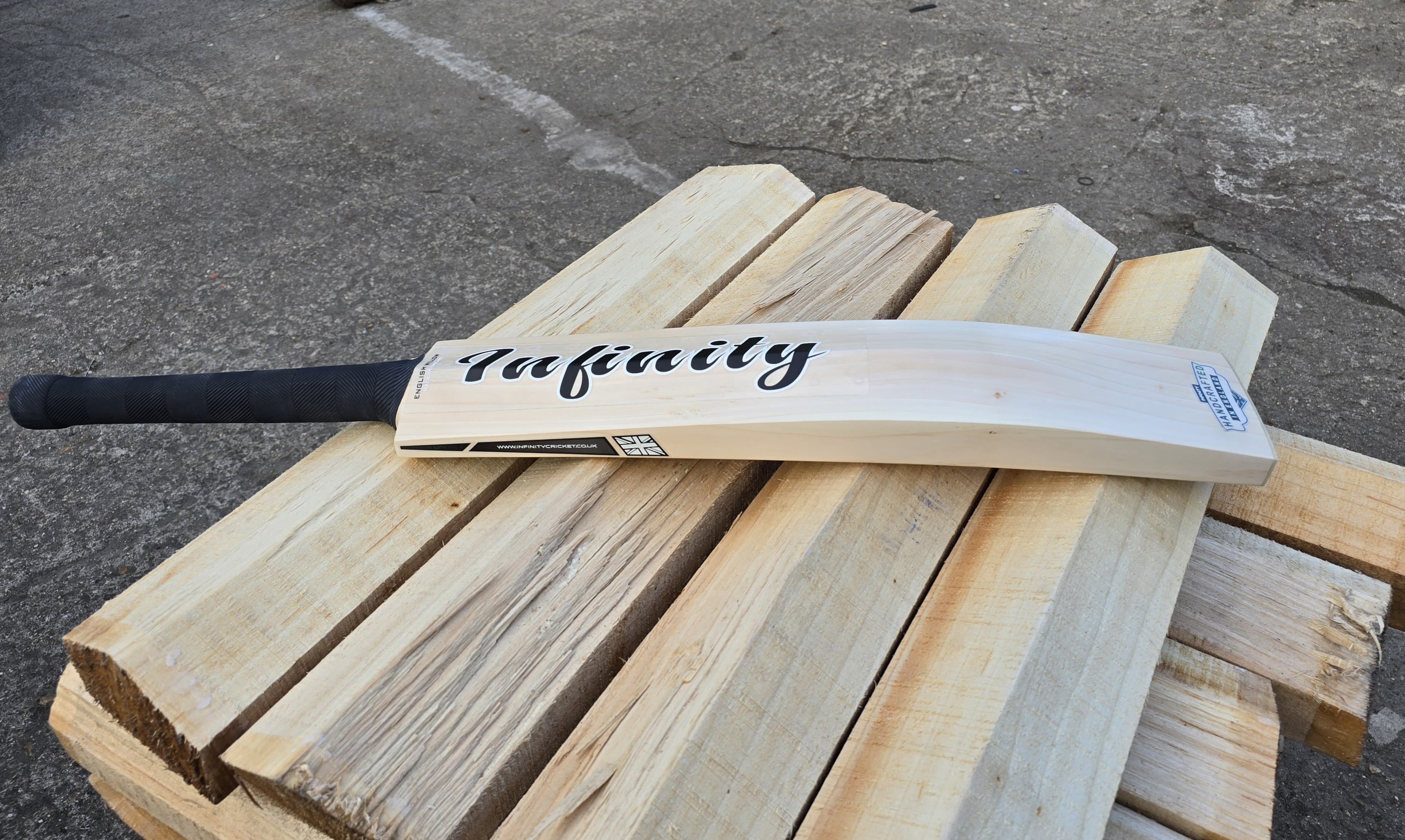 Customize Your Bat (Book Your Slot) – INFINITY CRICKET LTD